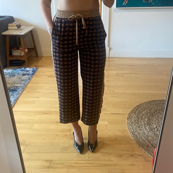 Zara | Pants & Jumpsuits | Zara Contrast Silky Paisley Printed Pants ...